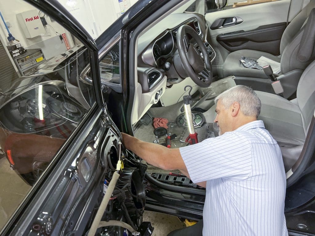 Funeral Vehicle Mechanic Shop | Park Superior Sale