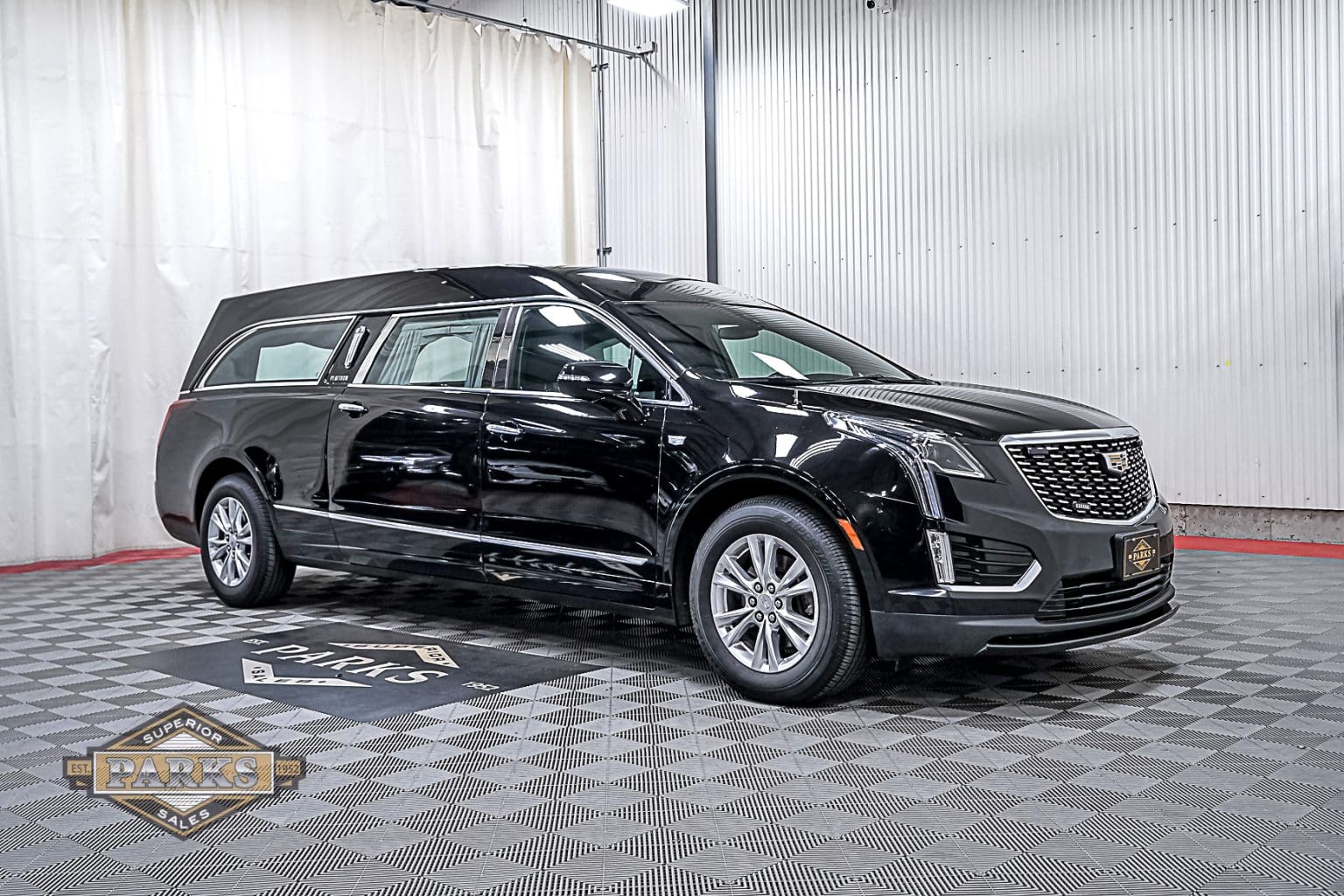 2020 Cadillac Platinum Coach XT5 Hearse - Parks Superior Sales